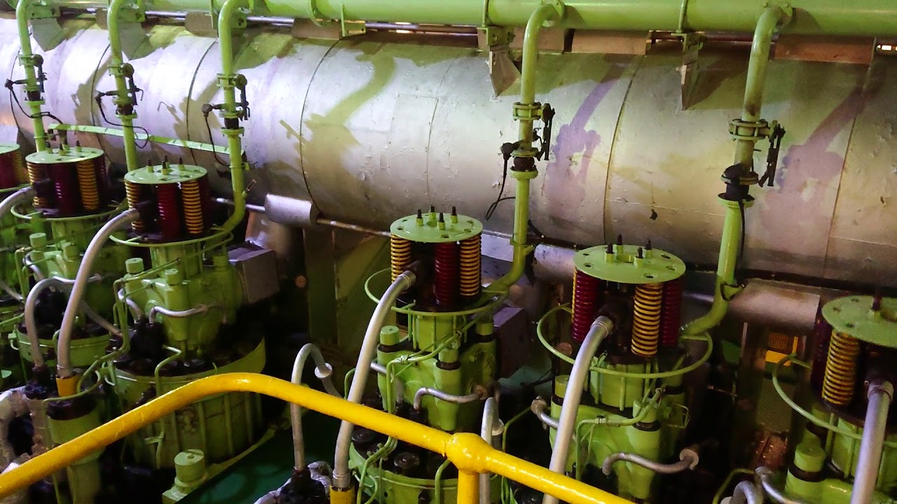 Ship's Engine sound. Hitachi B&W 6L67GFCA - YouTube