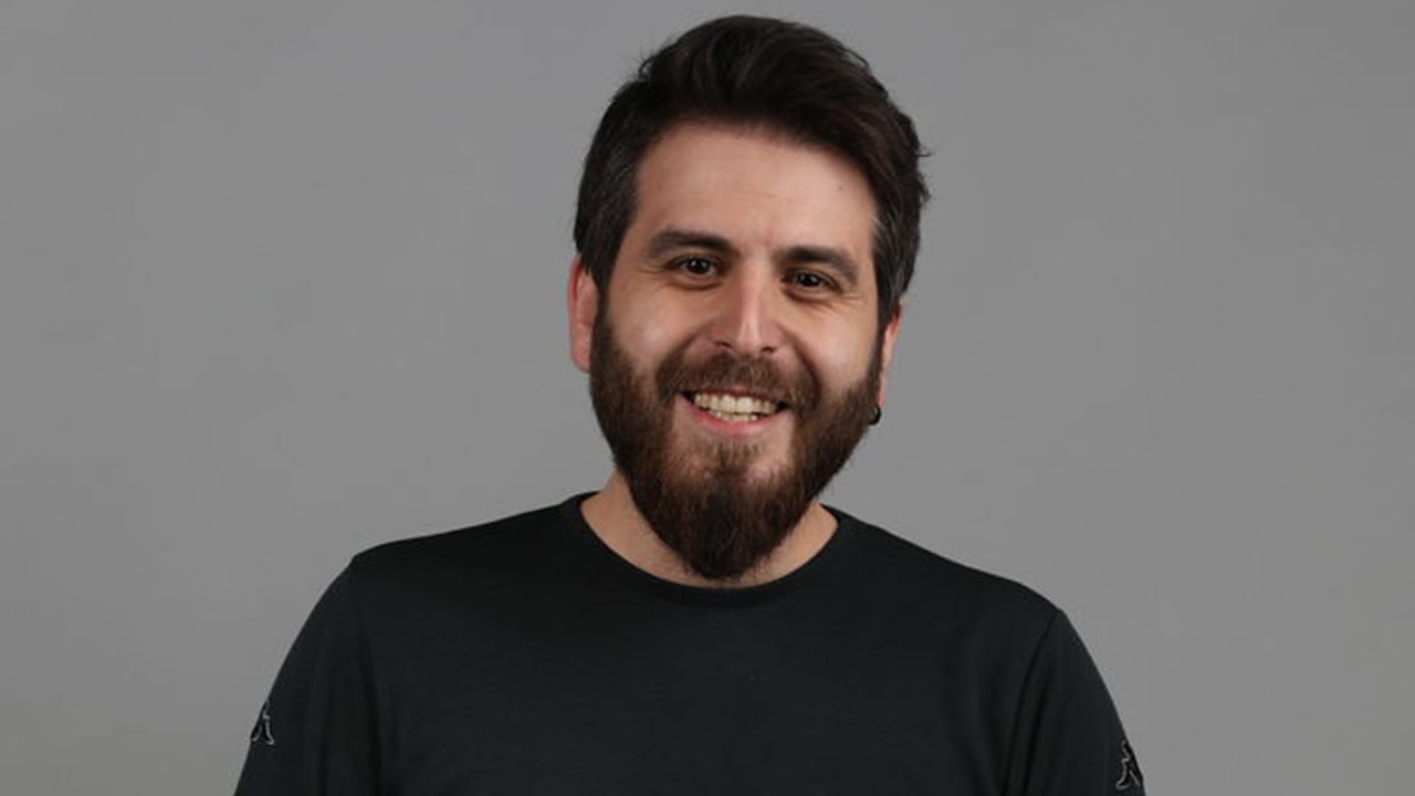 Alper Ustagil ''Kimdir'' Özel - YouTube