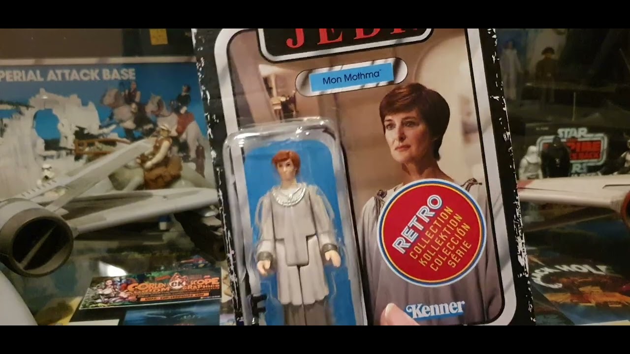 let's have a look at mon mothma figure from star wars retro collection ...