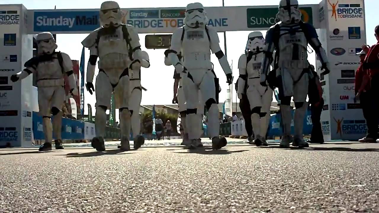 501st Redback Stormtroopers Walk Bridge 2 Brisbane - YouTube