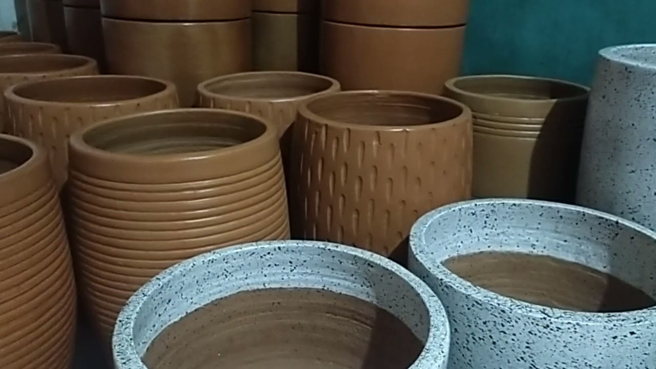 keramik pot gerabah terakota pak hen hen,yang berada di plered ...