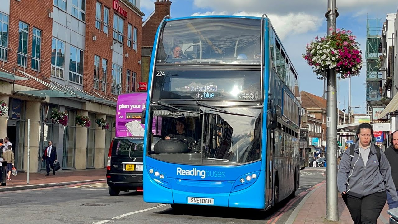 Reading Buses Enviro400 224 (SN61BCU) On Route 16 To Purley - YouTube