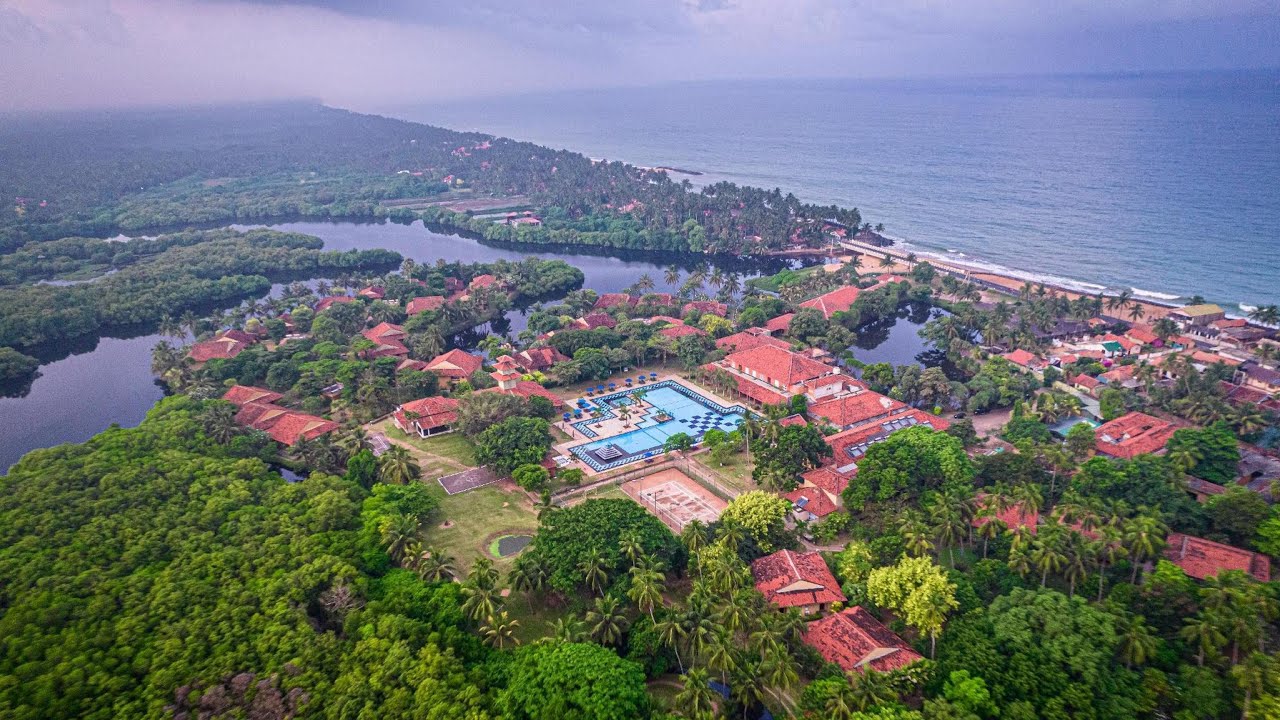 Club Palm Bay Hotel, Marawila, Sri Lanka - YouTube