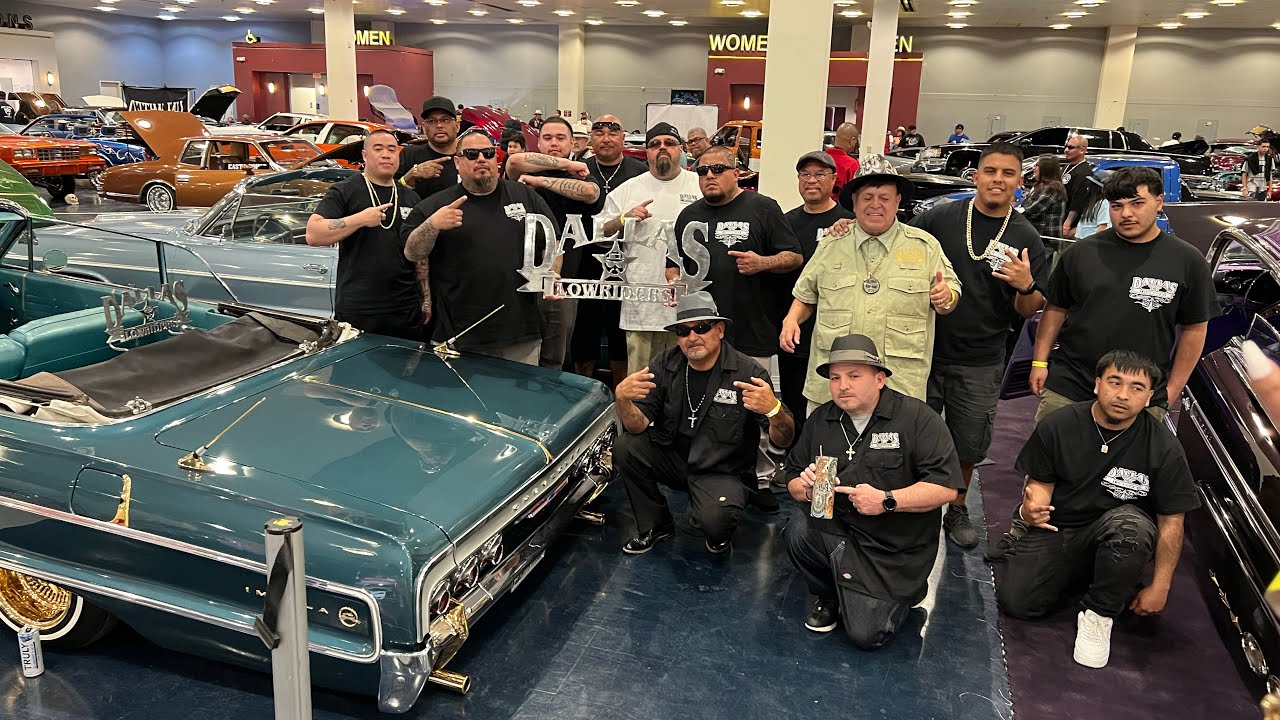 Dallas Lowriders Cc rolling in deep Torres Empire super show 2022 - YouTube