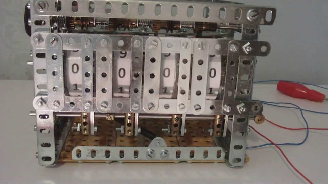 Meccano Pinball Digit Counter - YouTube