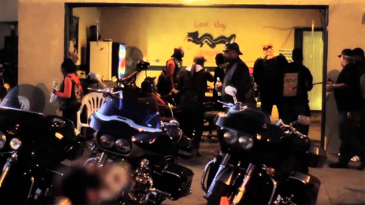 Harley Davidson - Brothers of the Bike - YouTube
