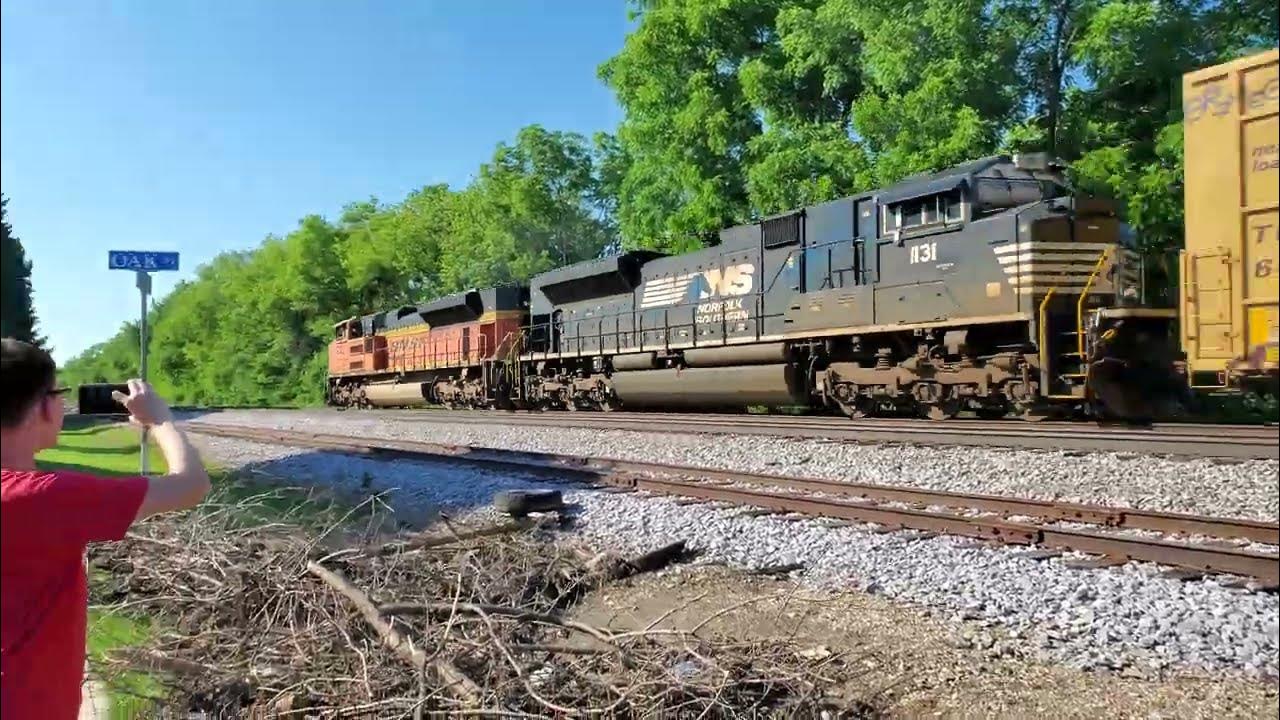 6/29/2022 BNSF 9212, NS 1131 CP WB - YouTube