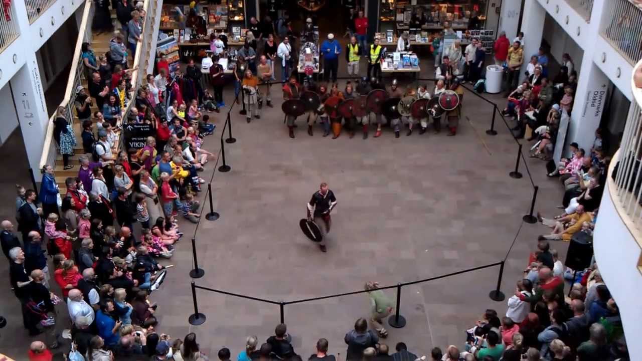 Ulfhednir Kampshow - YouTube