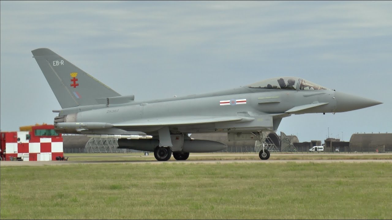 41 Squadron RAF Typhoon Fighter departing Coningsby - YouTube