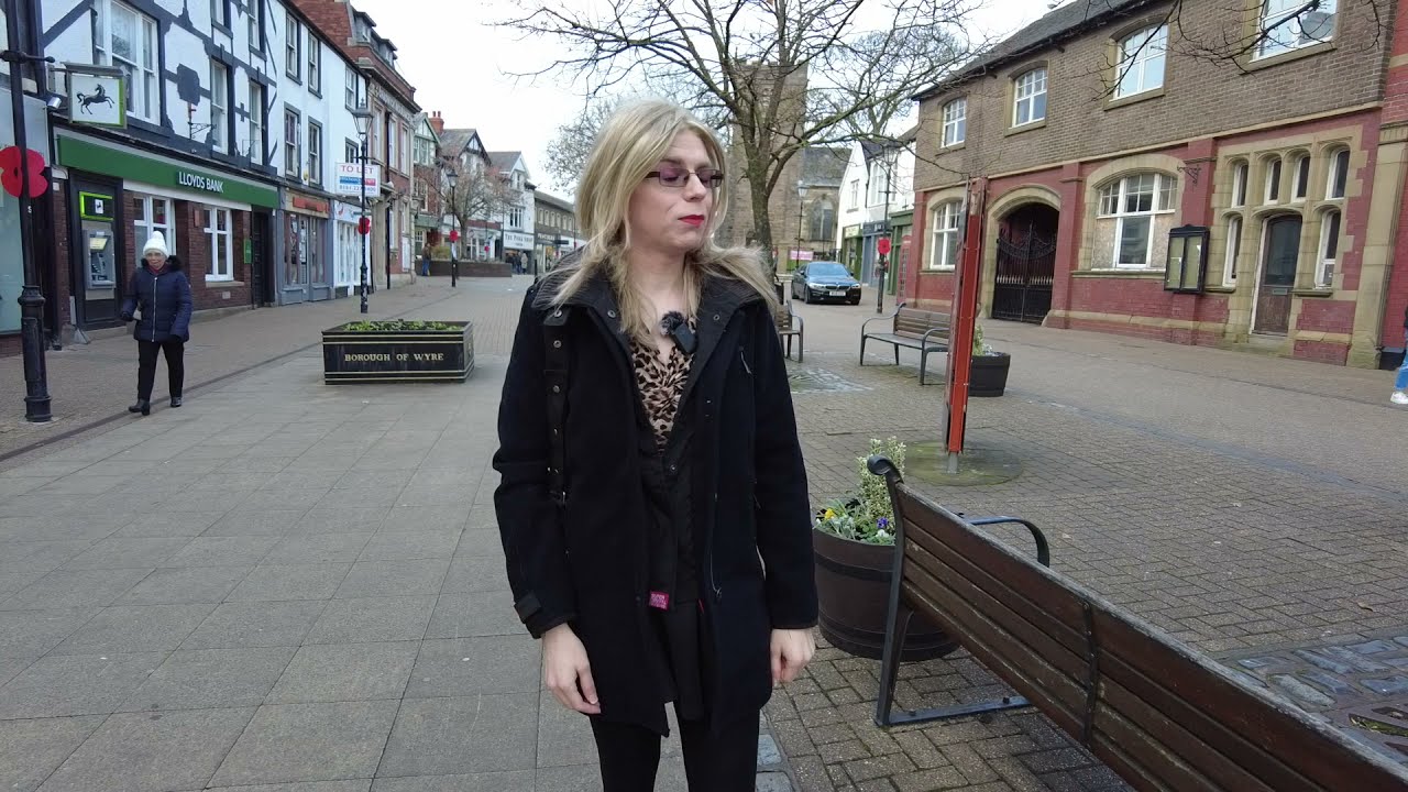 Crossdresser in Public, Sunday Walk around Poulton-le-Fylde - with Alex ...