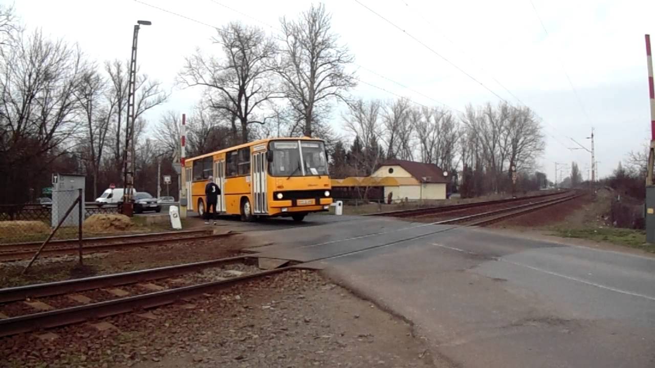 Ikarus [CLD-270] - YouTube