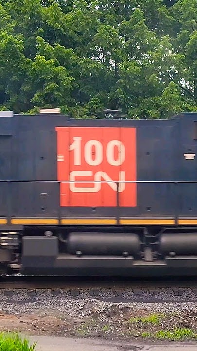 NS 7582 and CN 3887, 5736 Locomotives - YouTube