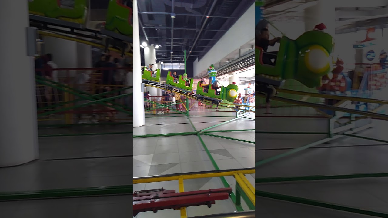 Naik ulil alias mini roller coster di the kings bandung - YouTube
