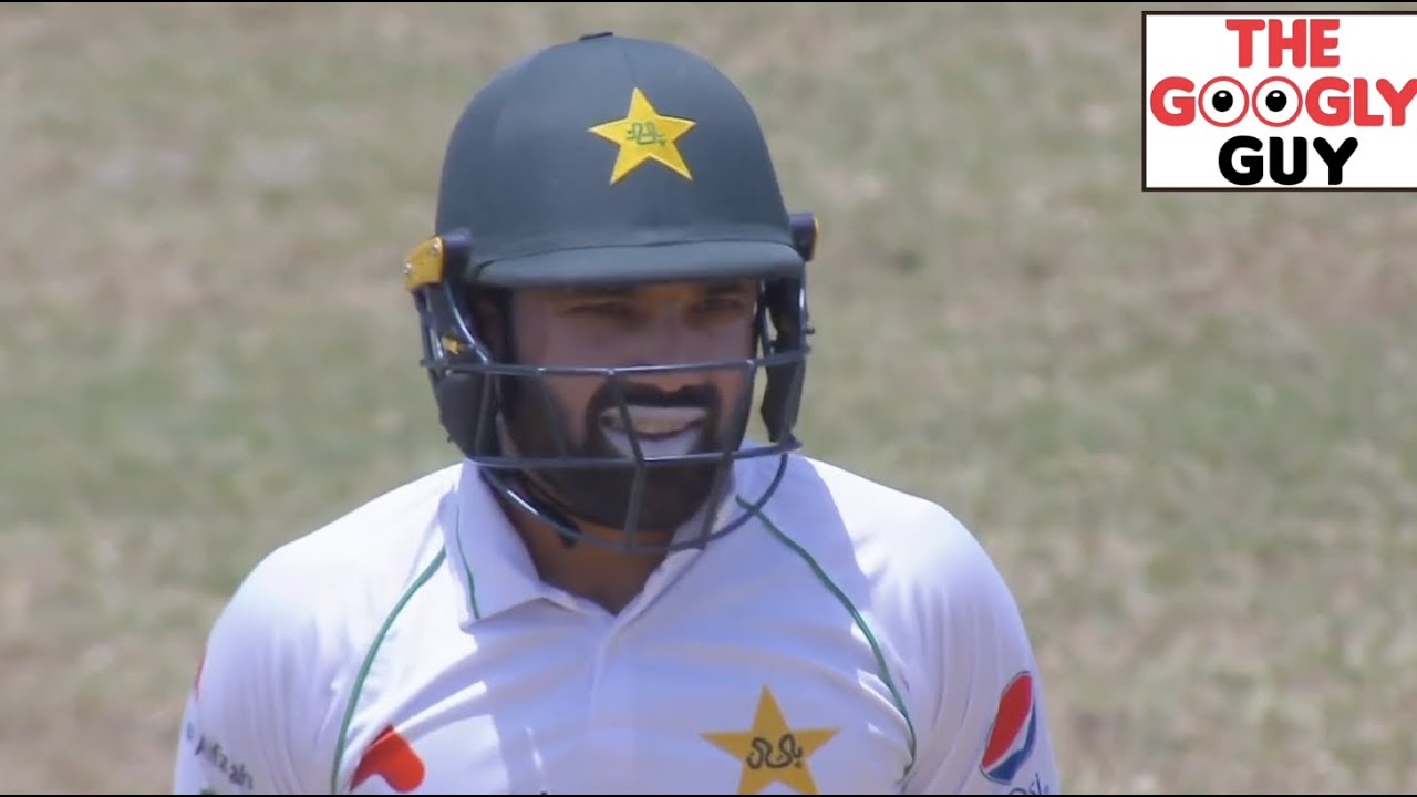 Mohammad Rizwan funny verbals caught on stump mic - YouTube