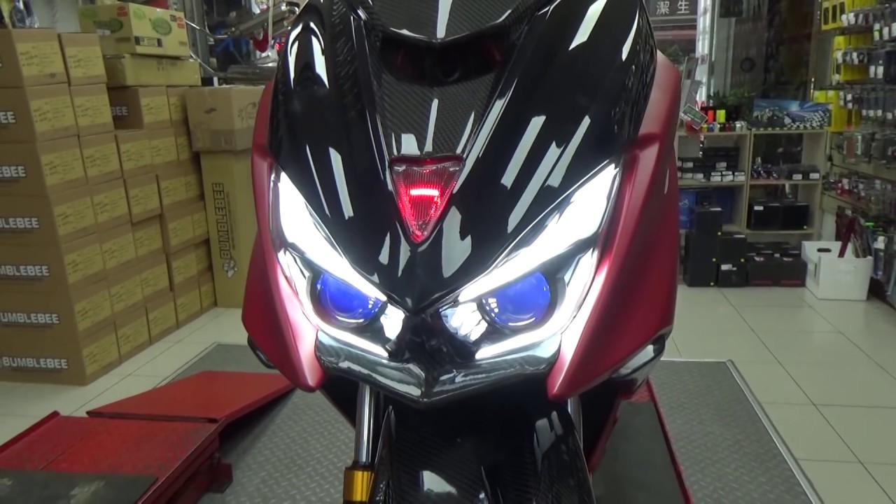 ☆麥可倉庫機車精品☆【燈匠 FORCE LED 魚眼 大燈組 惡魔眼】導光條 變色 七彩 ADI G8 FORCE155 影片一~~~ #商品已停售網頁僅供參考 ~~~ - YouTube