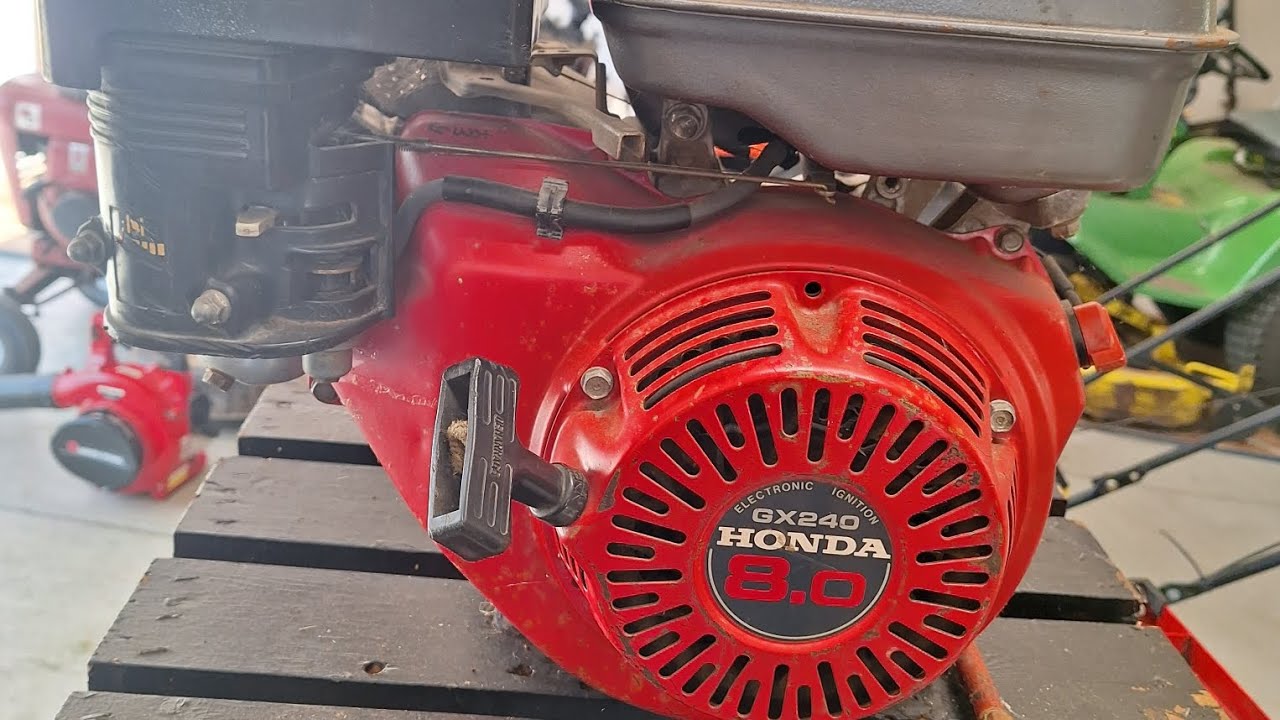 Carburetor cleaning on a Honda GX240 - YouTube