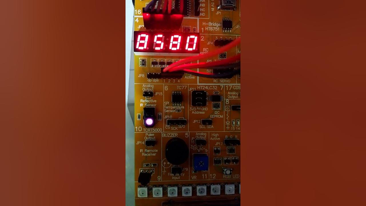 單晶片微處理機實習 Ch5 作業3 【亂數產生器】 Youtube
