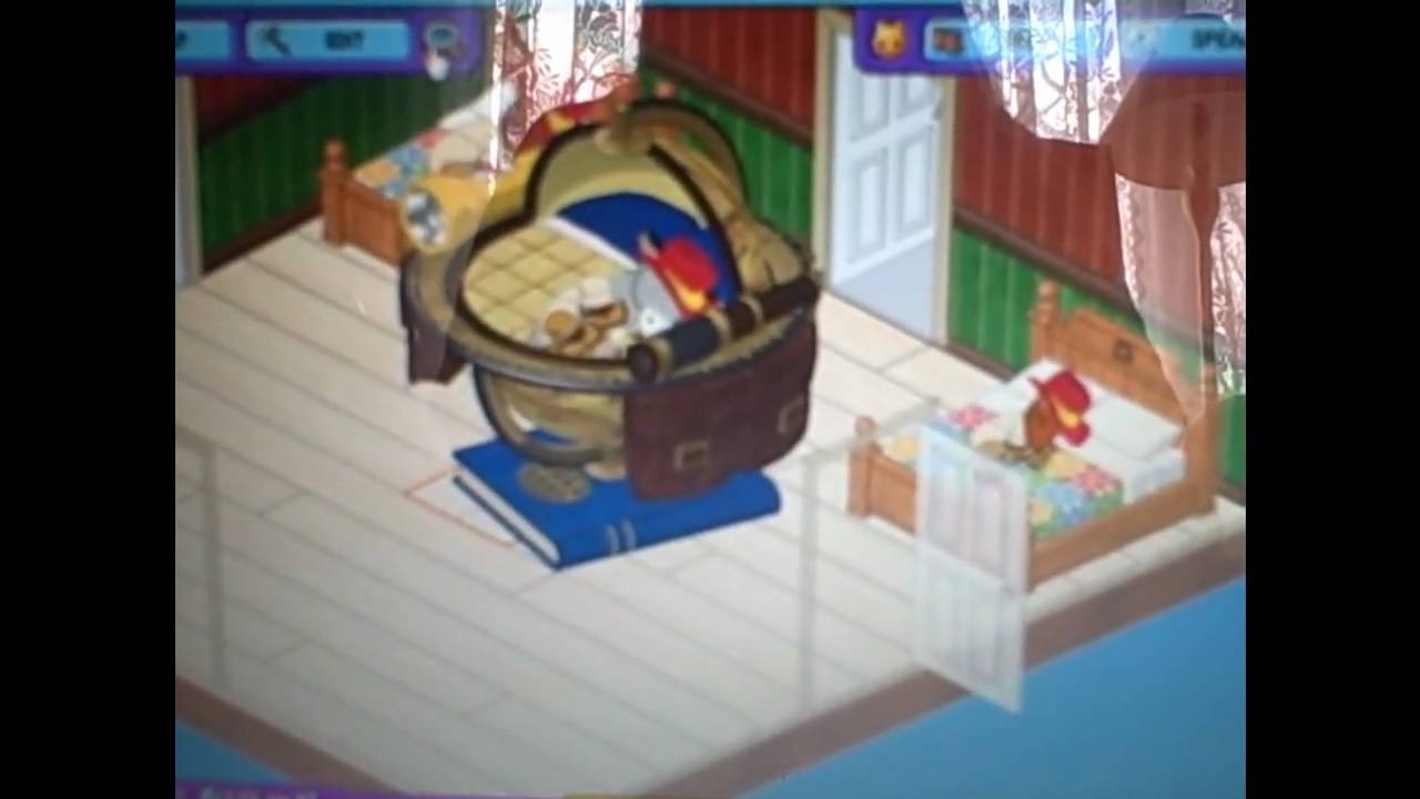 Adopting my webkinz Donkey and Lil Kinz Pig and what I got at the Mall ...