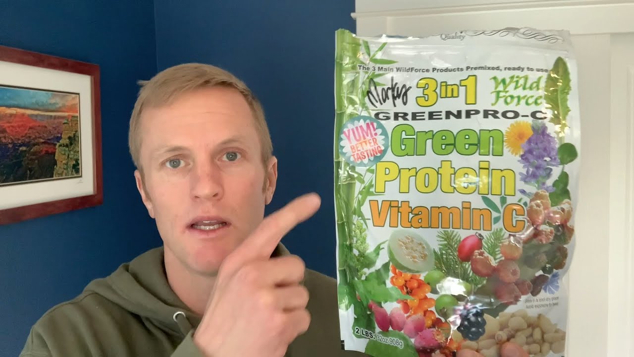 MY FAVORITE GREEN POWDER AND PROTEIN POWDER! RAW VEGAN GREEN POWDER AND ...