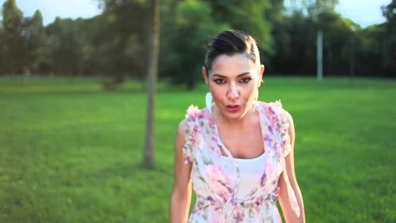 Simonetta Spiri - Aura (VIDEO UFFICIALE) - YouTube