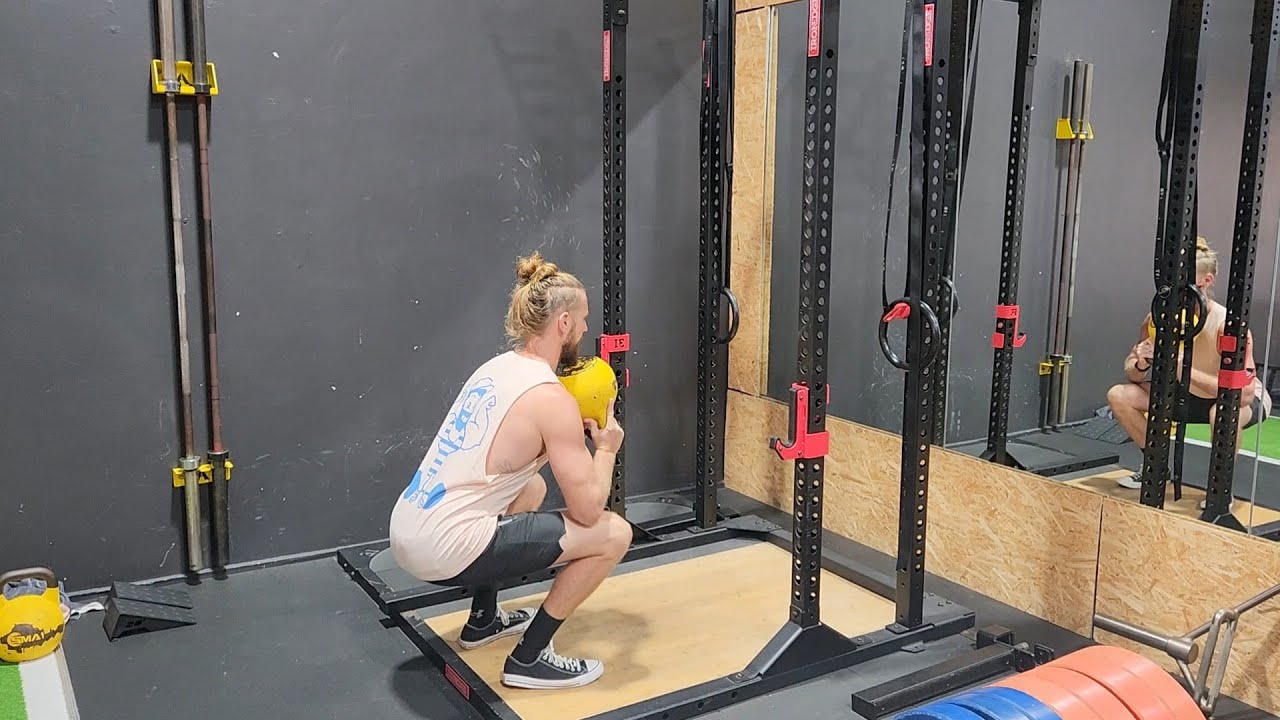 Kettlebell Goblet Squat | Day 4 AJG #30daychallenge - YouTube