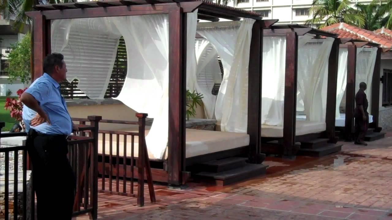 Personal tour of Pool area of Federal Palace, Lagos, Nigeria - YouTube