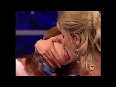 Lesbian Kiss #69