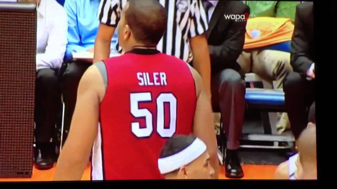 Donqueo de Garret Siler-Ponce vs Santurce - YouTube