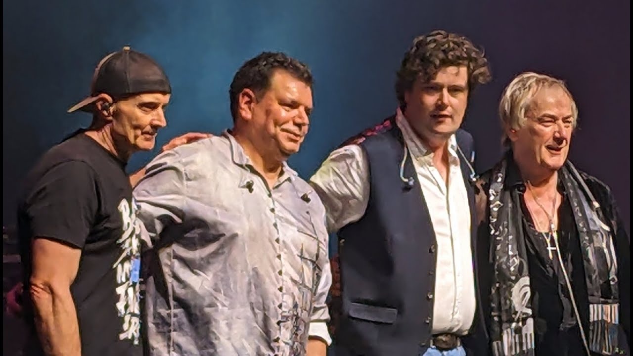 "Voice of America" Asia Live Geoff Downes Harry Whitley John Mitchell ...