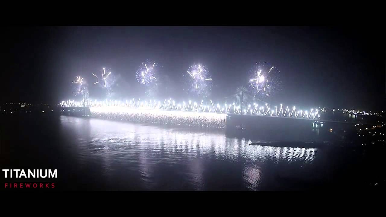 Titanium Fireworks 2015 Showreel - YouTube
