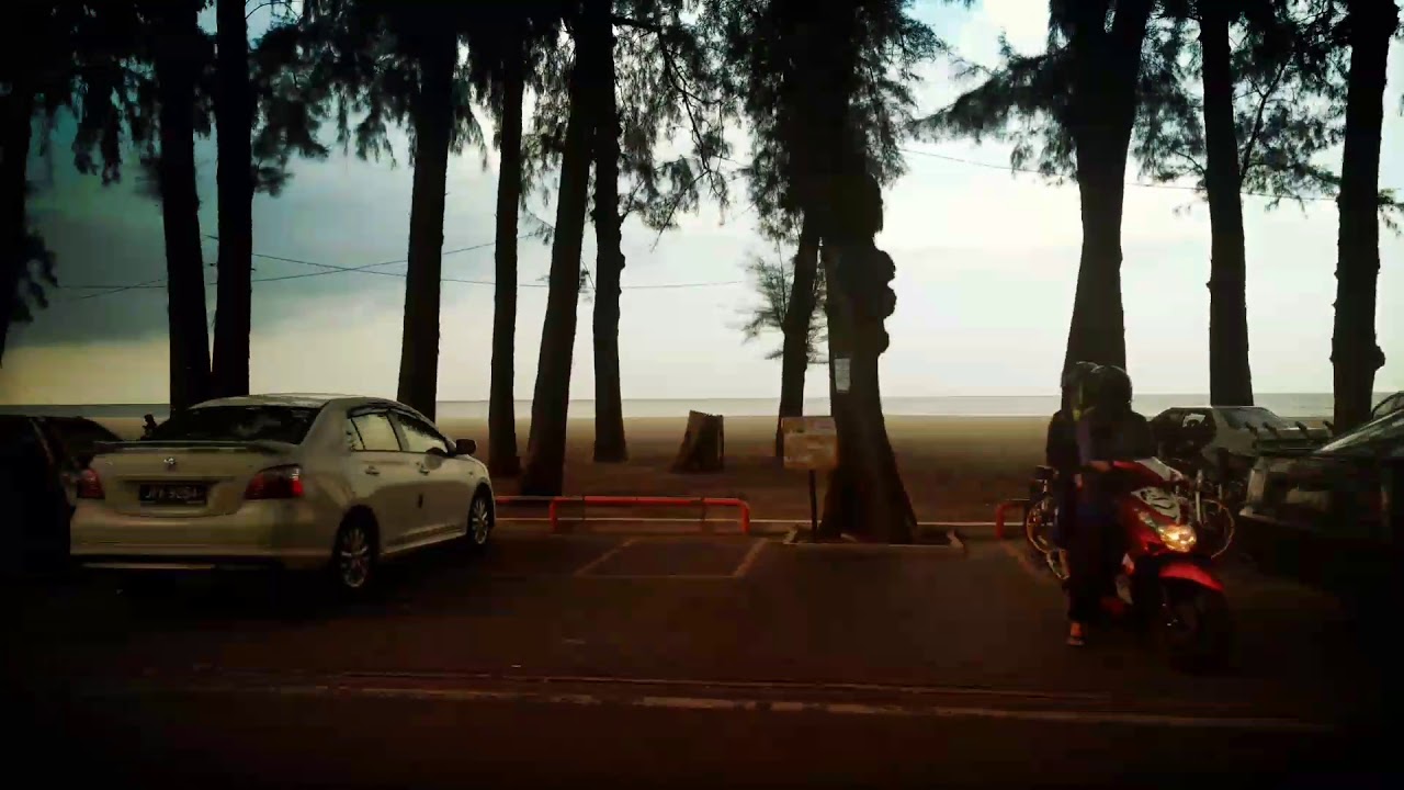 Cruising by the beach - YouTube