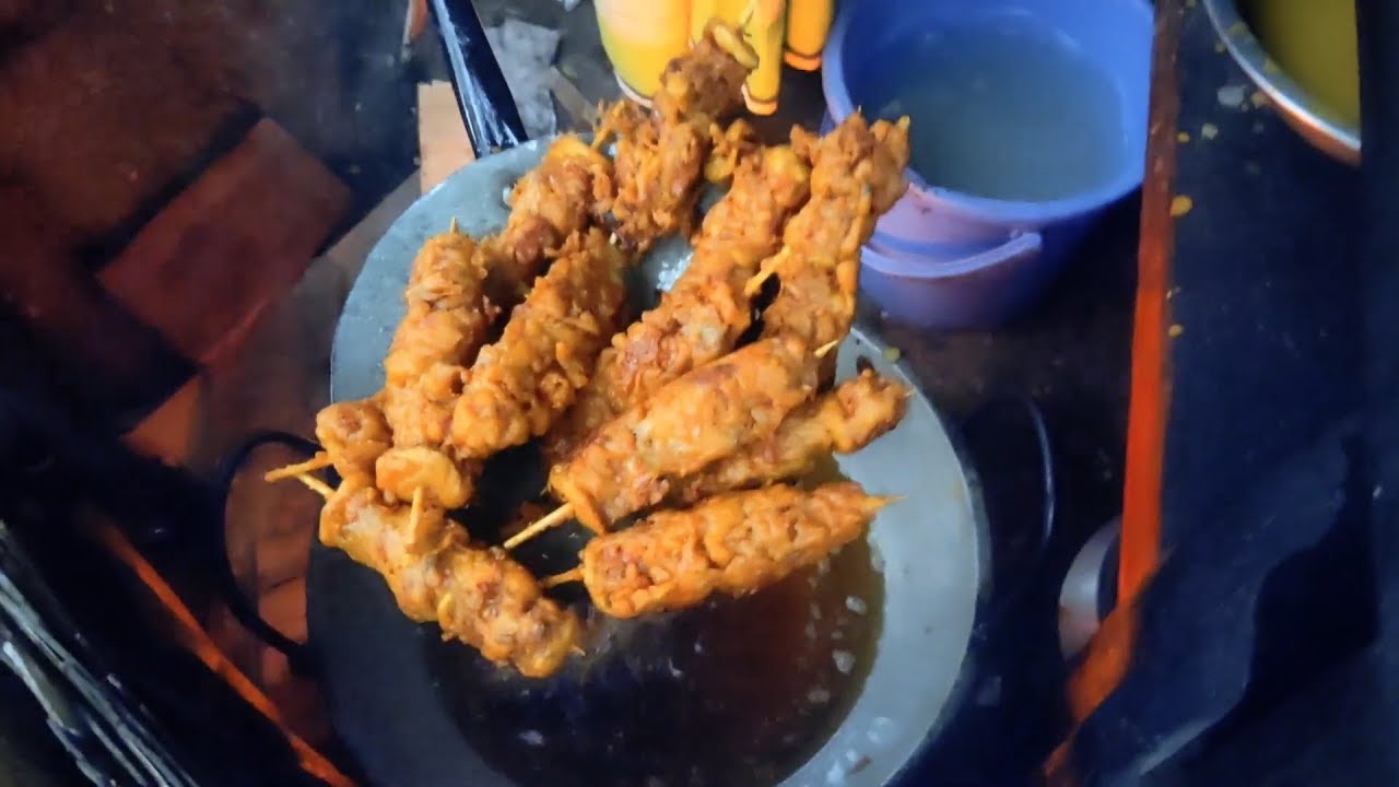 Chittagong Street Food | 25 Taka Chicken Shashlik @Port Colony | Sifat ...
