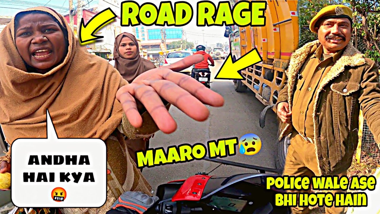 Extreme rode rage 🤬angry women attack on biker 🤬Police helped me What ...