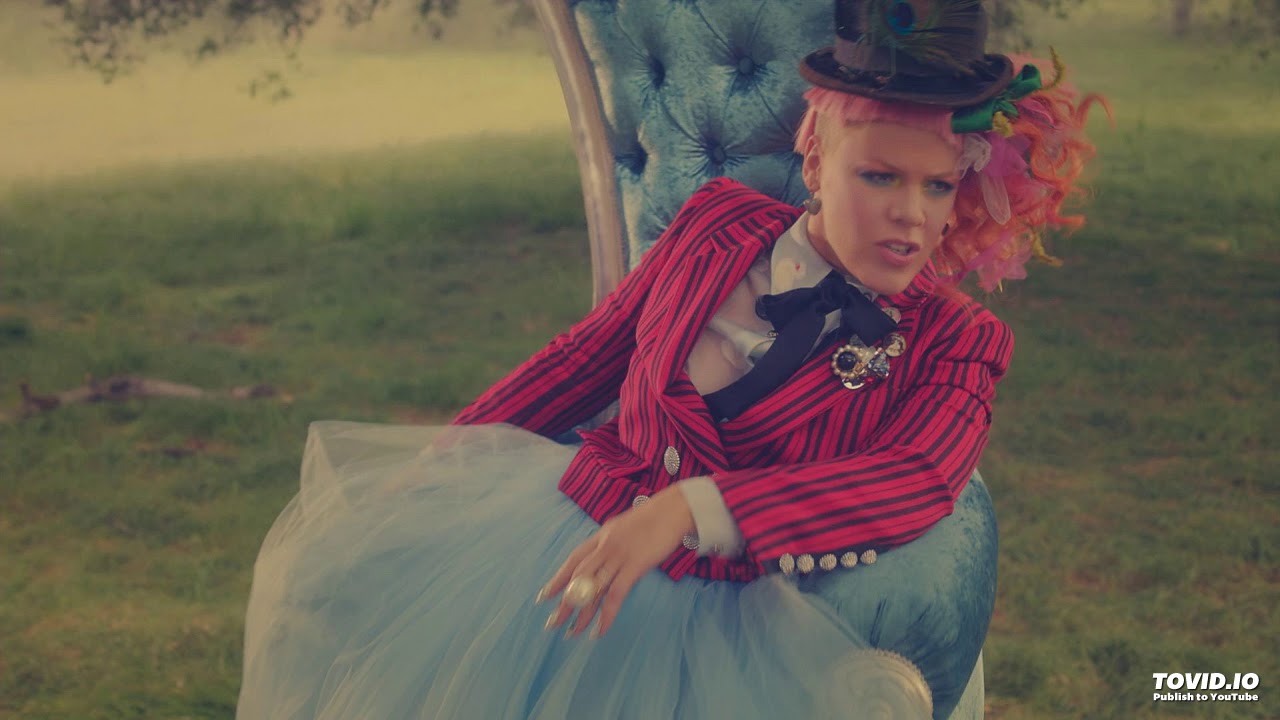 P!nk - Just Like Fire Instrumental W/ Backing Vocals - YouTube