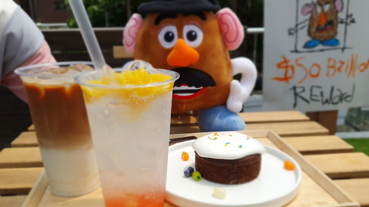 What's inside Seoul's 'Toy Story 4' cafe? Check out Disney's pop-up ...