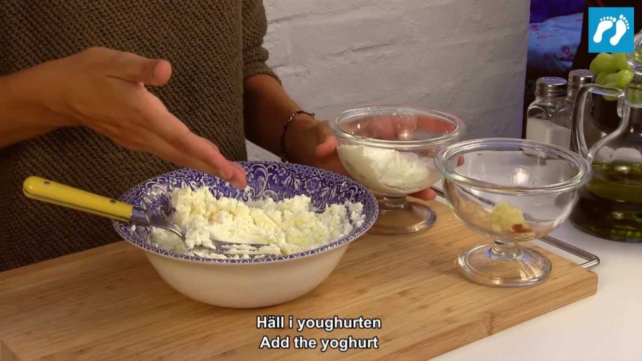 Grekisk fetaostdipp / Greek fetacheesedip / Tirokafteri / Chtipiti ...