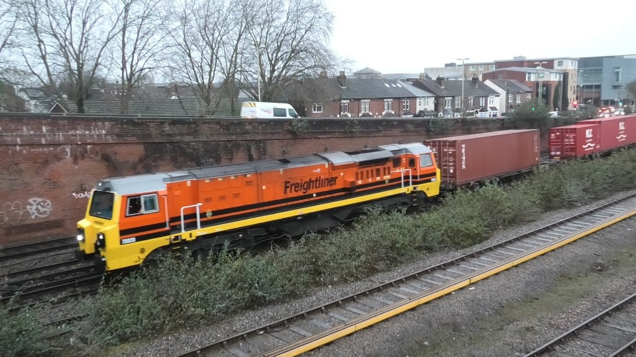 Twice in 2 Days - 70020 Freightliner Orange @ Eastleigh & Keynsham ...