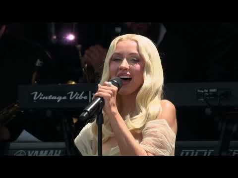 Christina Aguilera | Obama Presidential Center Grand Opening Ceremony