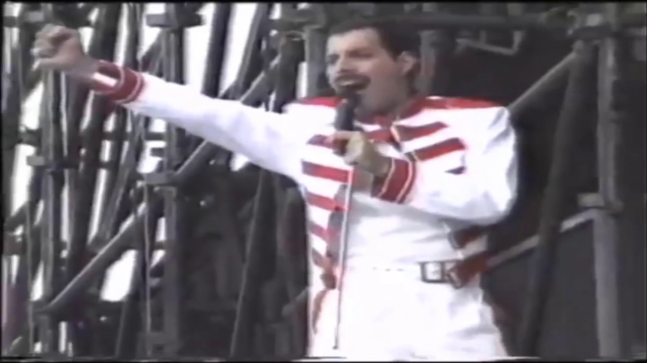Queen Slane Castle'86 FULL CLEAN SOUND 2014 BIG SCREEN - YouTube