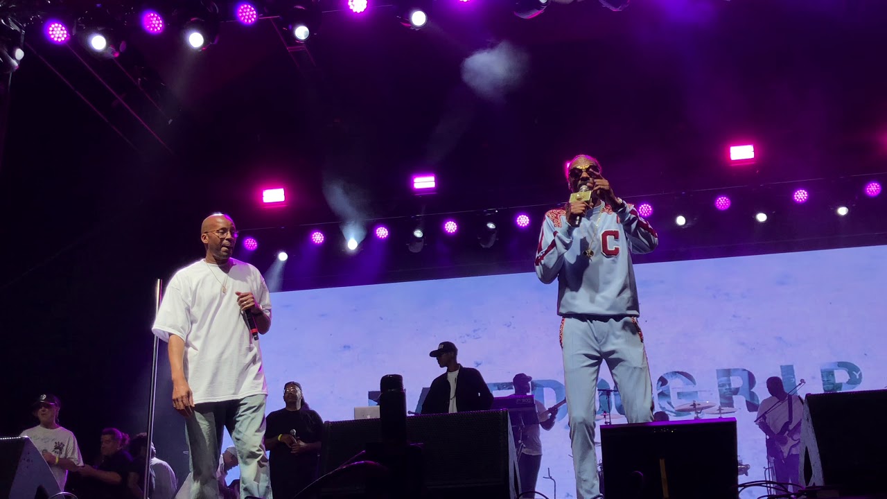 Snoop Dogg - (213's) So Fly (Live @ Summertime In The LBC) - YouTube