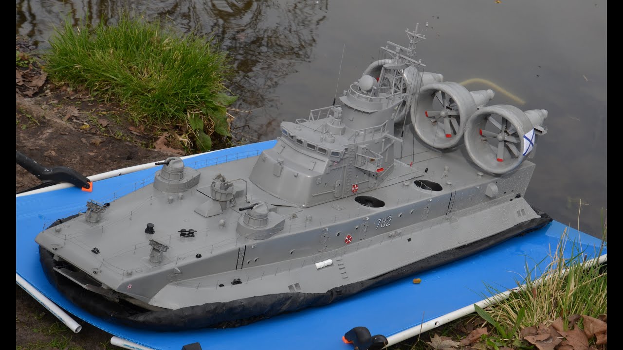 Inside the Zubr Class - RC hovercraft model - YouTube
