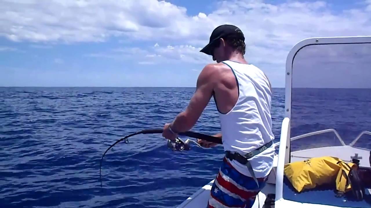 jigging samson fish. - YouTube