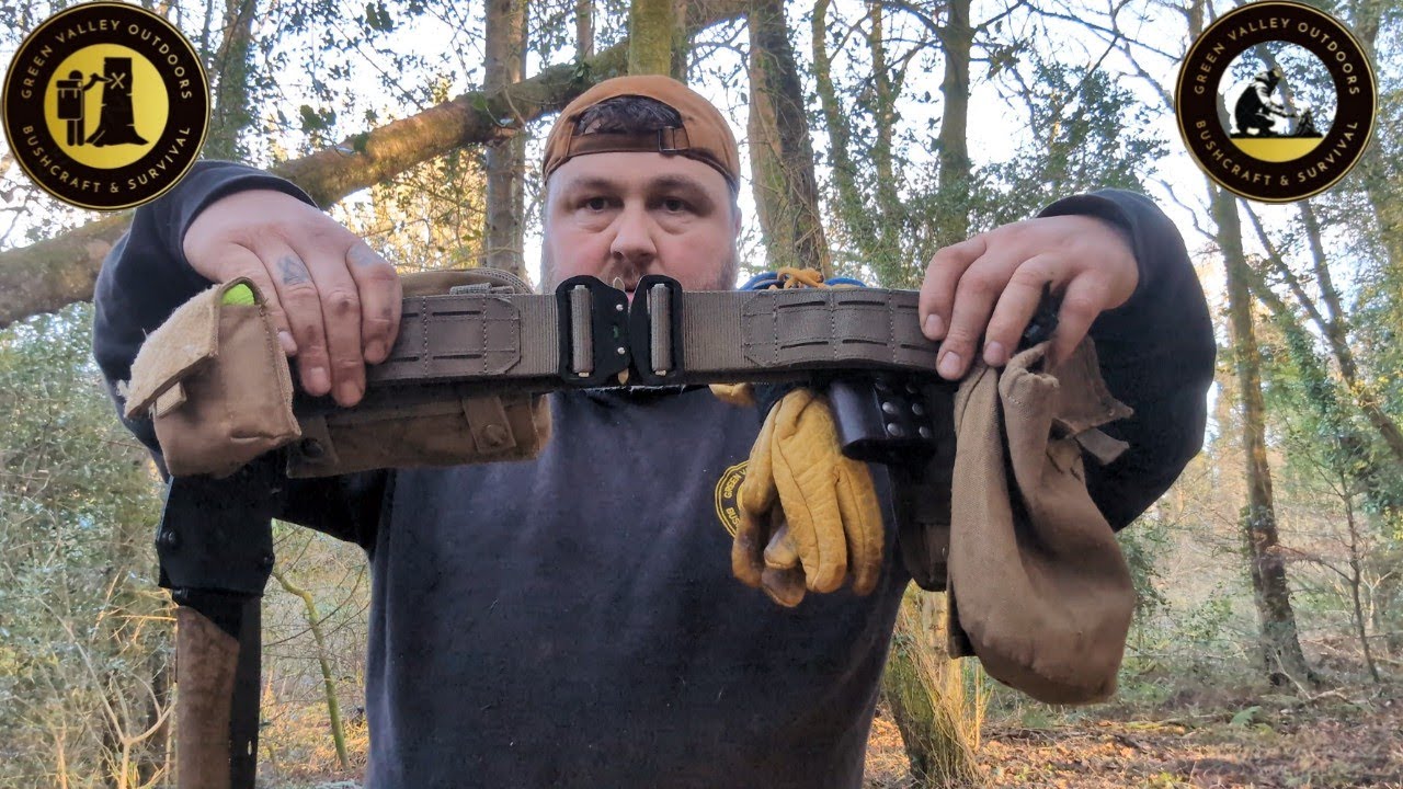 What am i carrying in my Bushcraft belt kit?? UK bushcraft and survival ...