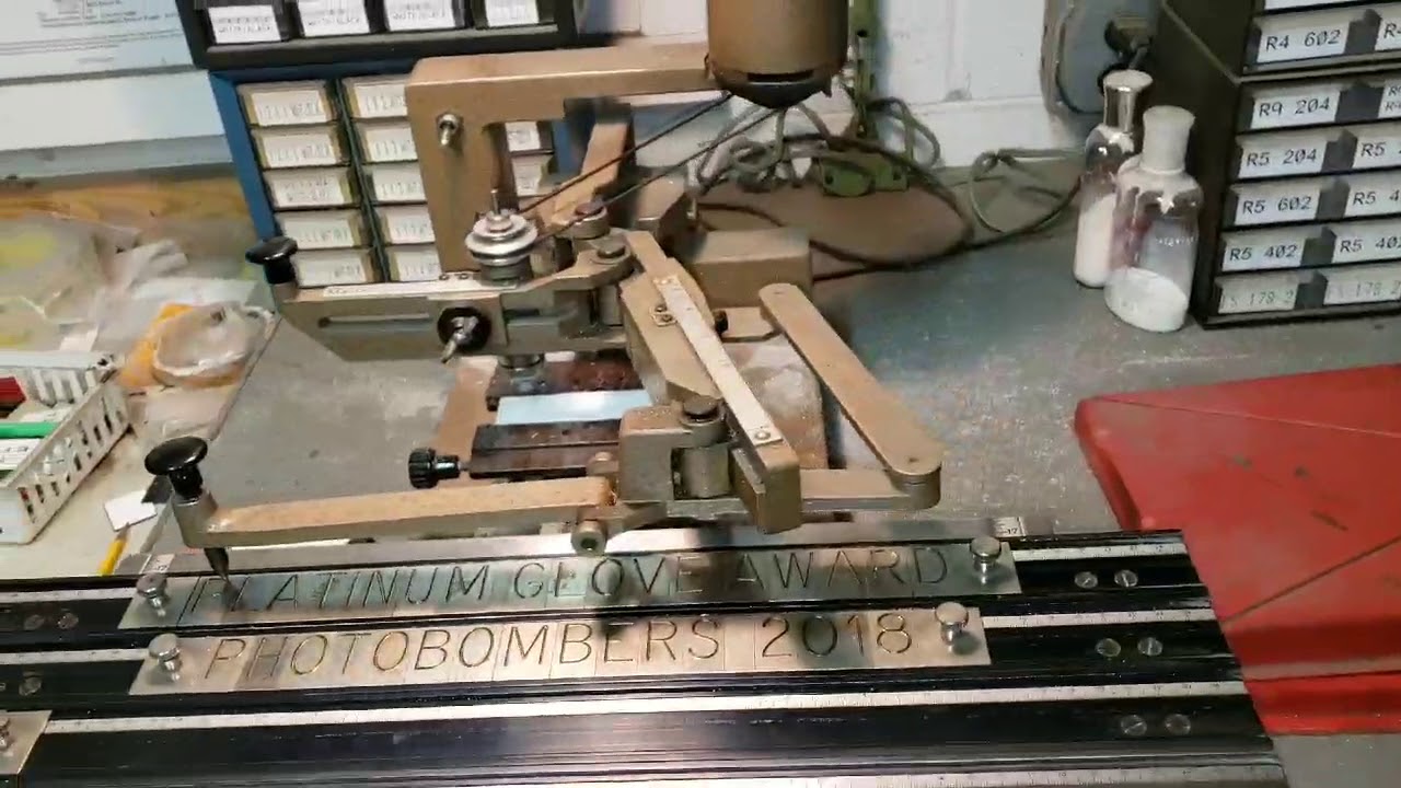 Engraving Machine How To. - YouTube