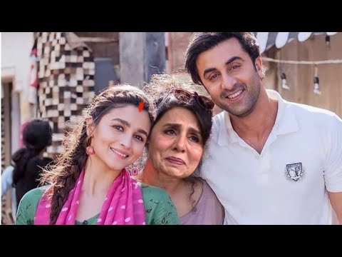Ranbir mom neetu Kapoor’s crying moment after Ranbir alia wedding!!