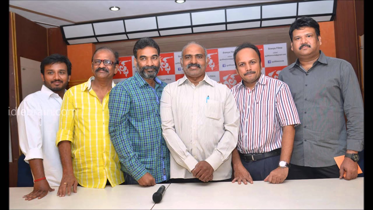 Sunil kumar reddy's Gulf promotional song - idlebrain.com - YouTube