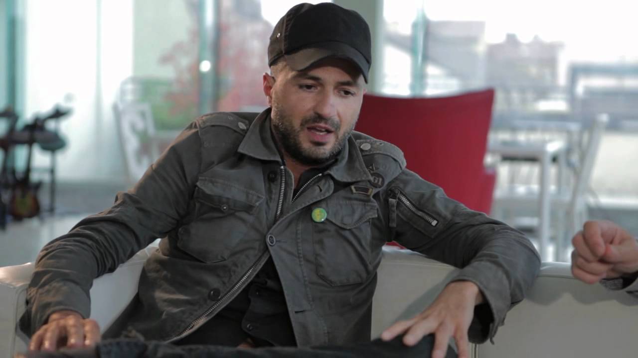Intervista esclusiva a Samuel dei Subsonica su VidZone - YouTube