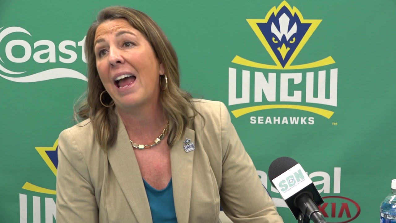 Karen Barefoot Postgame William And Mary Feb 9 2020 Youtube