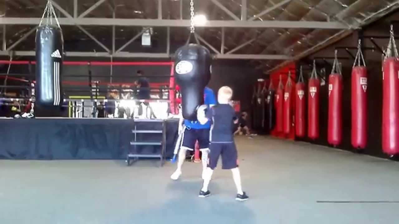 DARK STAR BOXING GYM - YouTube