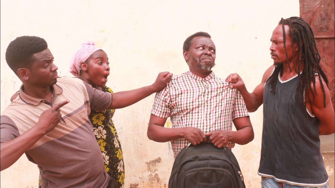 KINGWENDU AFUKUZWA NAMTOTO WAKE KAMA UMBWA UTACHEKA SANA HII - YouTube